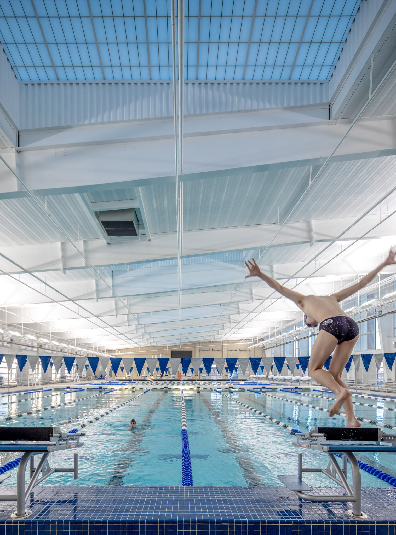 Round Rock ISD Aquatic Facility - Texas Architect Magazine